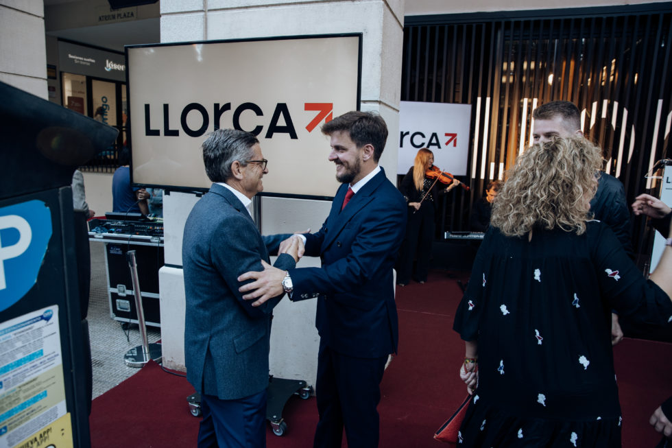 Presentación Llorca Group - Llorca Group